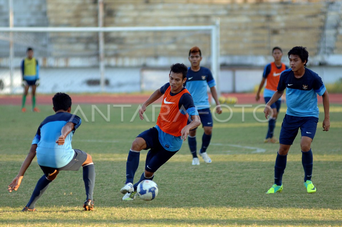 LATIHAN TIMNAS U-19 | ANTARA Foto