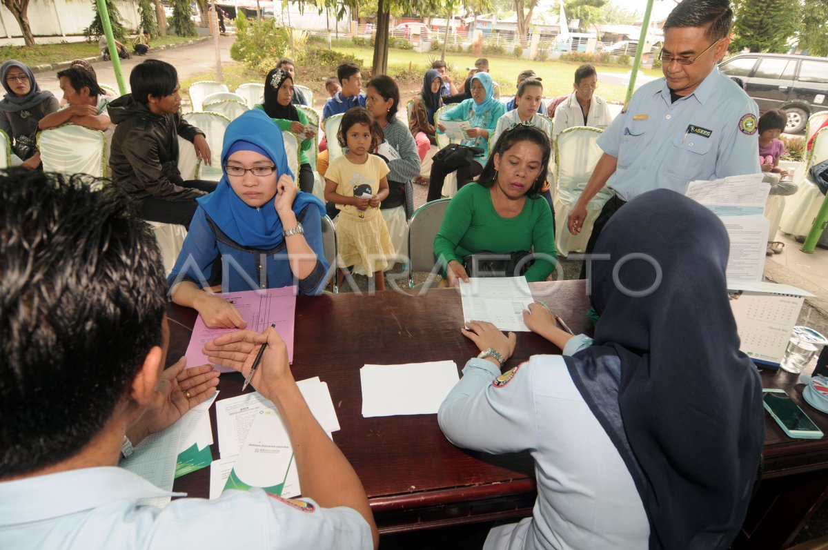 PENDAFTARAN PESERTA BPJS KESEHATAN | ANTARA Foto PENDAFTARAN PESERTA BPJS KESEHATAN | ANTARA Foto