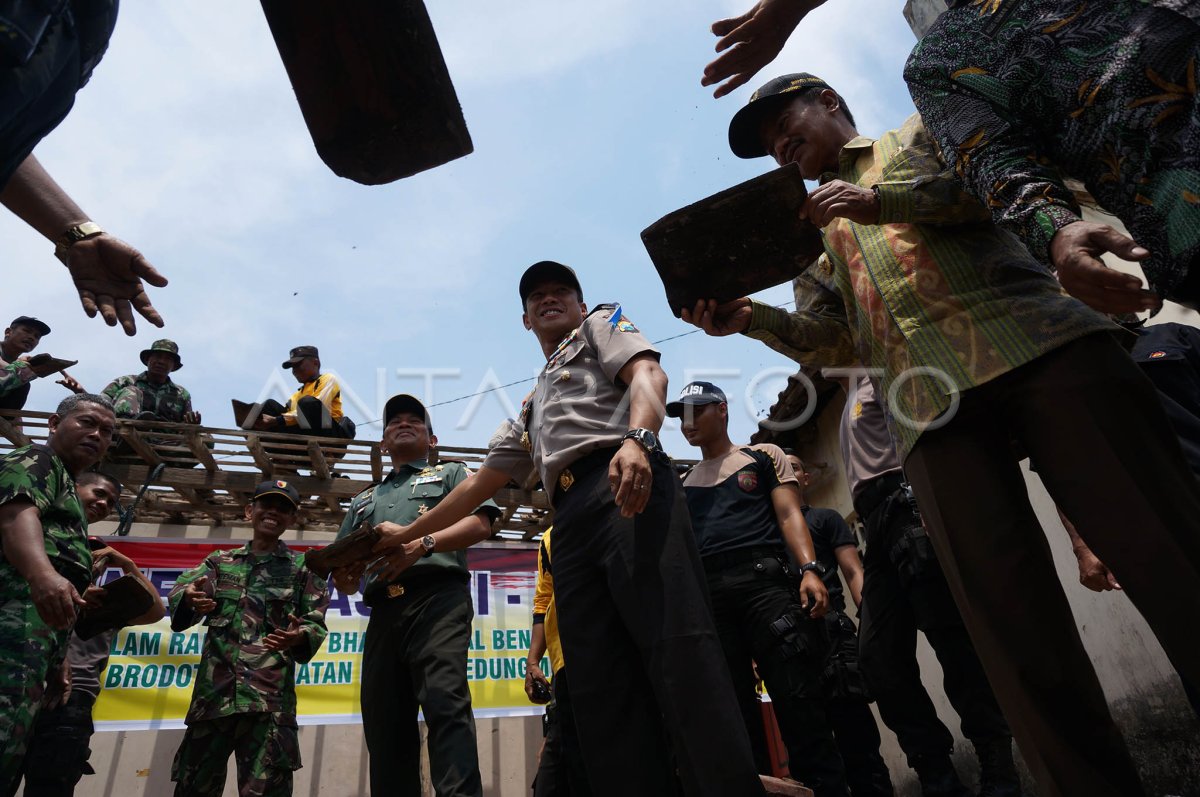 SINERGITAS TNI POLRI | ANTARA Foto SINERGITAS TNI POLRI | ANTARA Foto