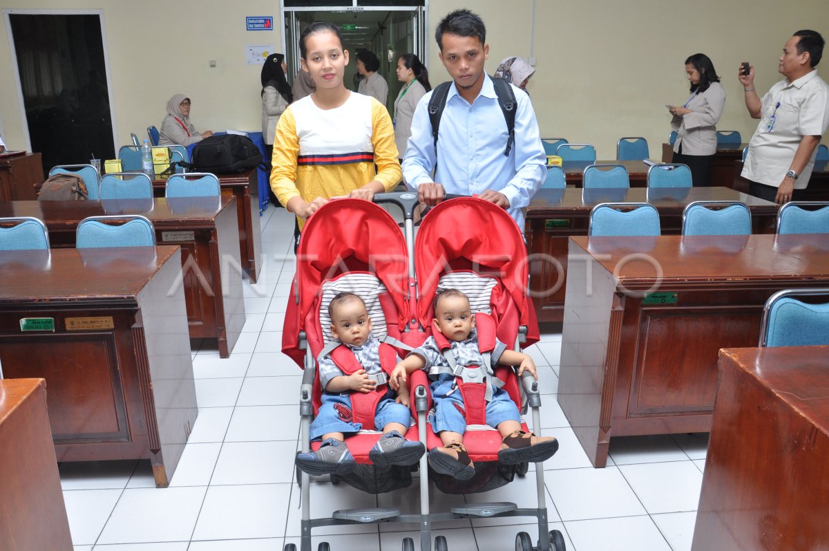 KEPULANGAN BAYI KEMBAR SIAM DI MEDAN | ANTARA Foto