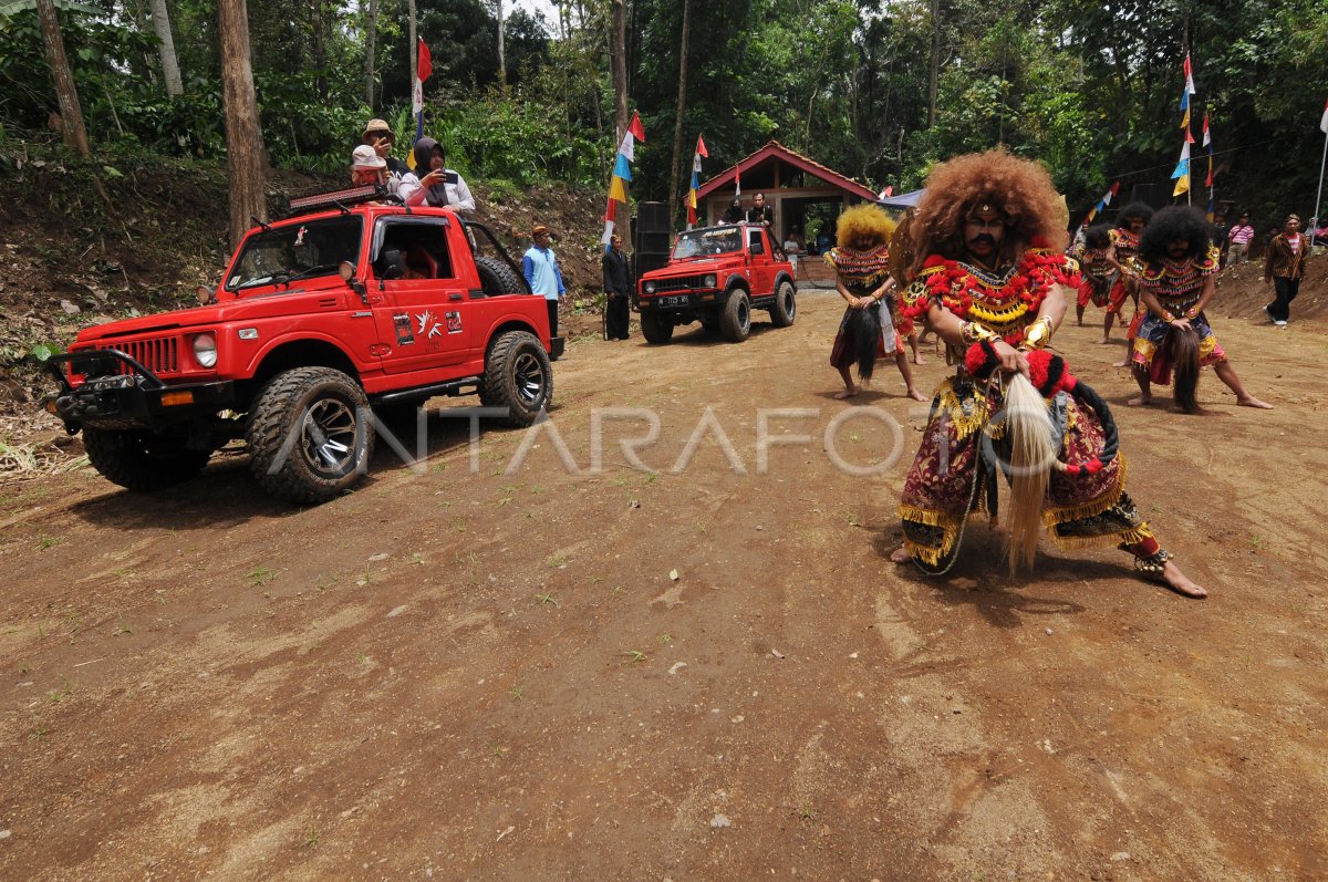 DESA WISATA KAMPUS KOPI BANYUANYAR | ANTARA Foto DESA WISATA KAMPUS KOPI BANYUANYAR | ANTARA Foto