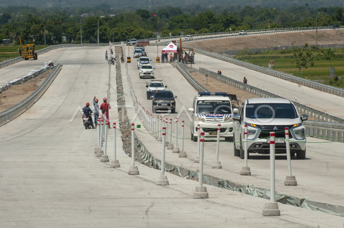 Jalur fungsional Tol Solo-Yogyakarta akan dibuka | ANTARA Foto Jalur fungsional Tol Solo-Yogyakarta akan dibuka | ANTARA Foto
