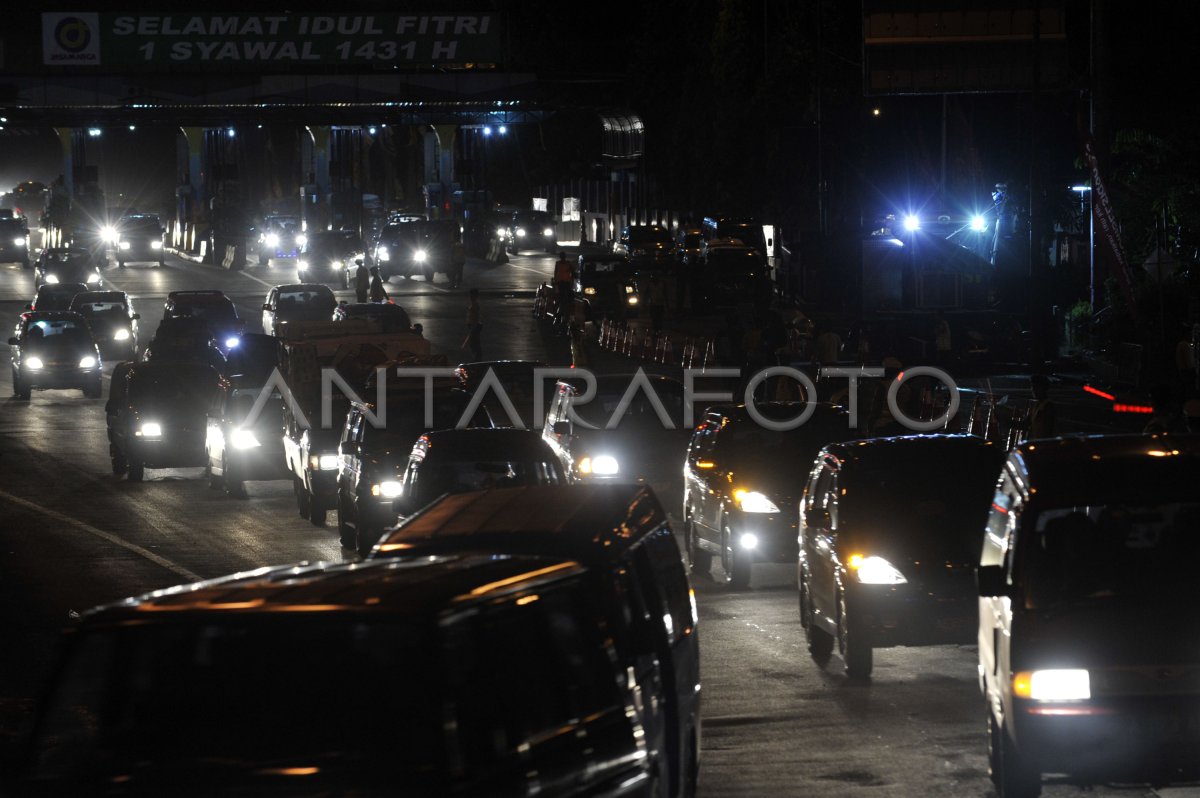 ARUS MUDIK PANTURA | ANTARA Foto