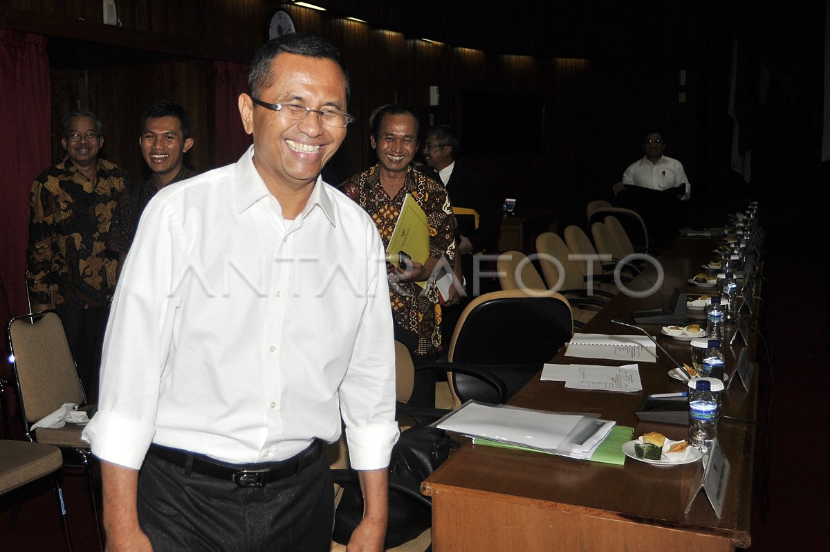 RAKOR PEREKONOMIAN | ANTARA Foto