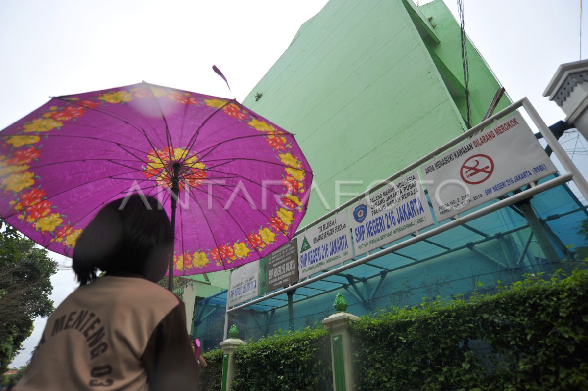 Sekolah Rsbi Antara Foto