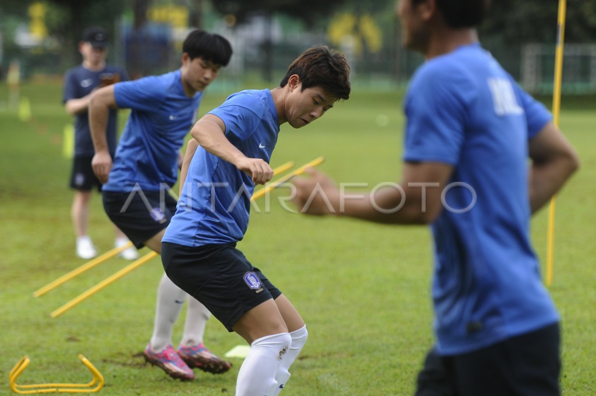 LATIHAN TIMNAS KORSEL U-23 | ANTARA Foto LATIHAN TIMNAS KORSEL U-23 | ANTARA Foto