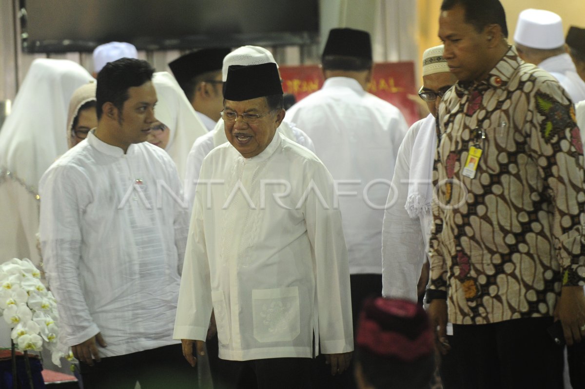 ZIKIR AKBAR TAHUN BARU ISLAM | ANTARA Foto ZIKIR AKBAR TAHUN BARU ISLAM | ANTARA Foto