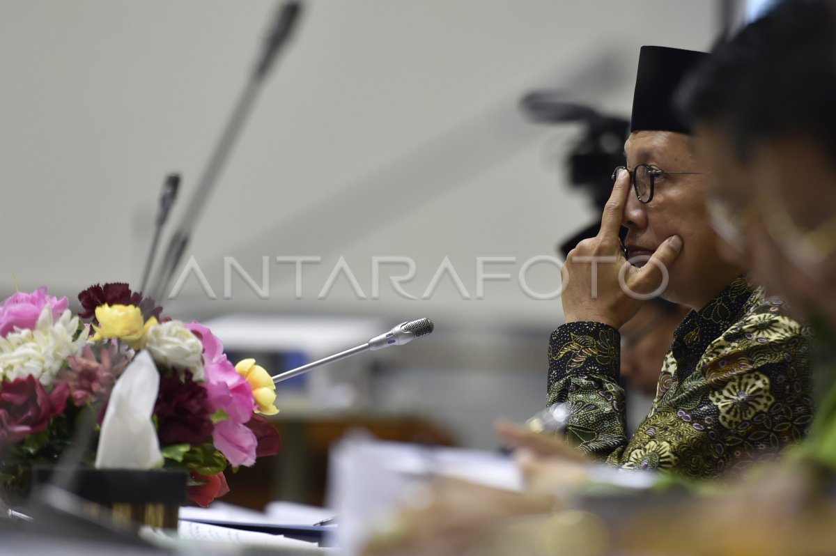 RAKER MENTERI AGAMA-KOMISI VIII DPR | ANTARA Foto RAKER MENTERI AGAMA-KOMISI VIII DPR | ANTARA Foto