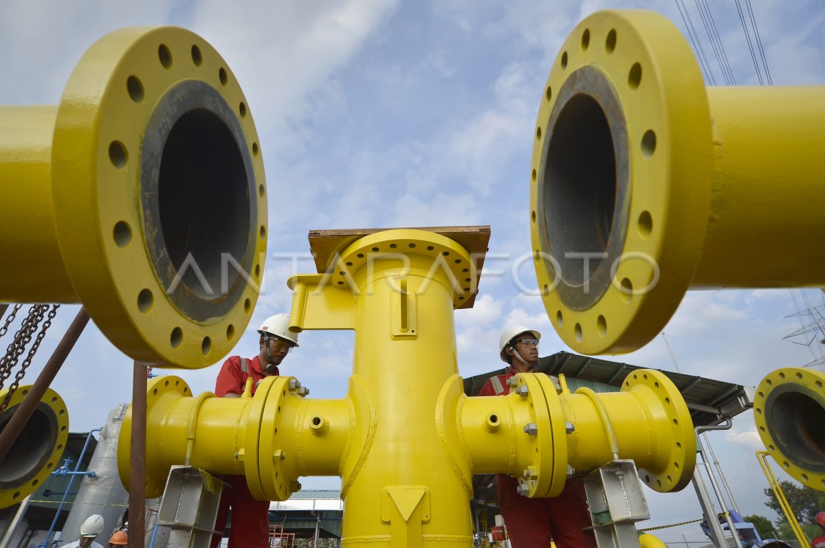 JALUR PIPA GAS MUARA TAWAR | ANTARA Foto