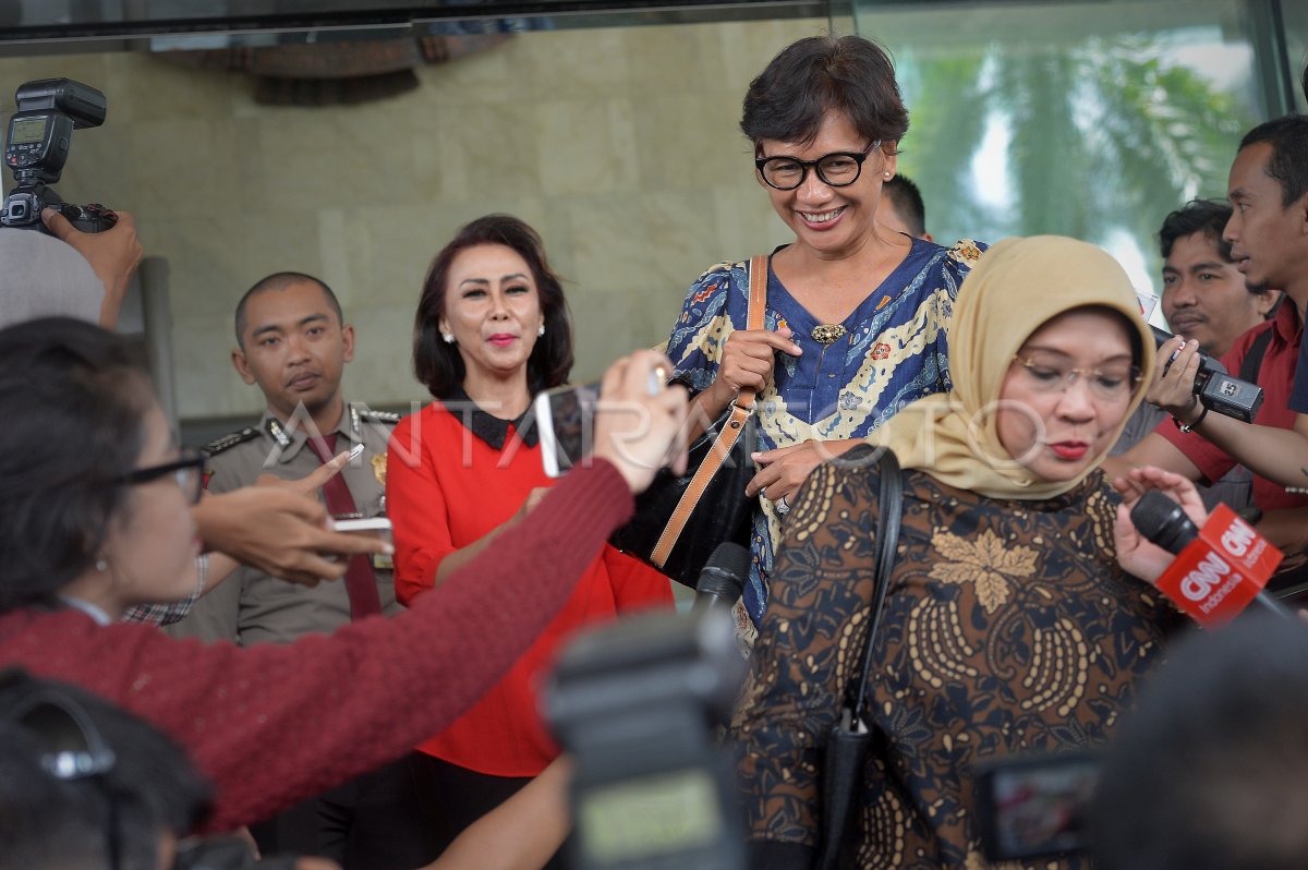 MANTAN PANSEL TEMUI PIMPINAN KPK | ANTARA Foto MANTAN PANSEL TEMUI PIMPINAN KPK | ANTARA Foto