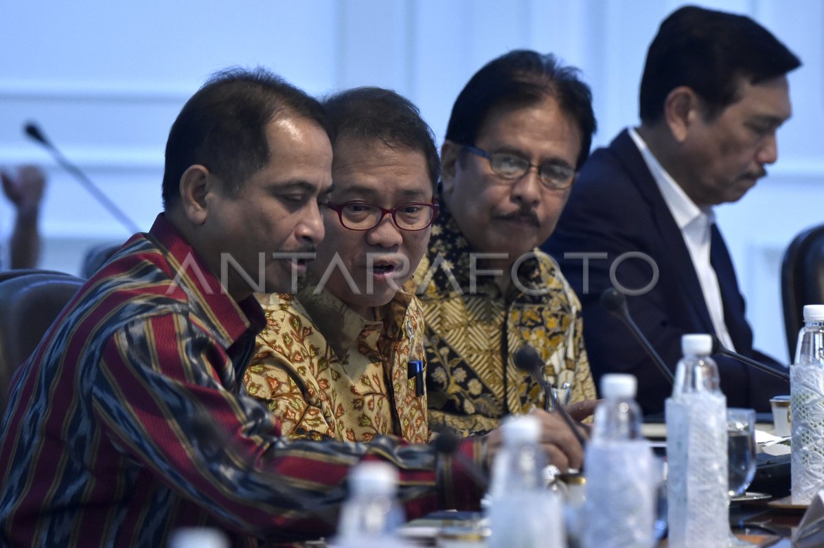 EVALUASI PROYEK STRATEGIS NASIONAL | ANTARA Foto EVALUASI PROYEK STRATEGIS NASIONAL | ANTARA Foto