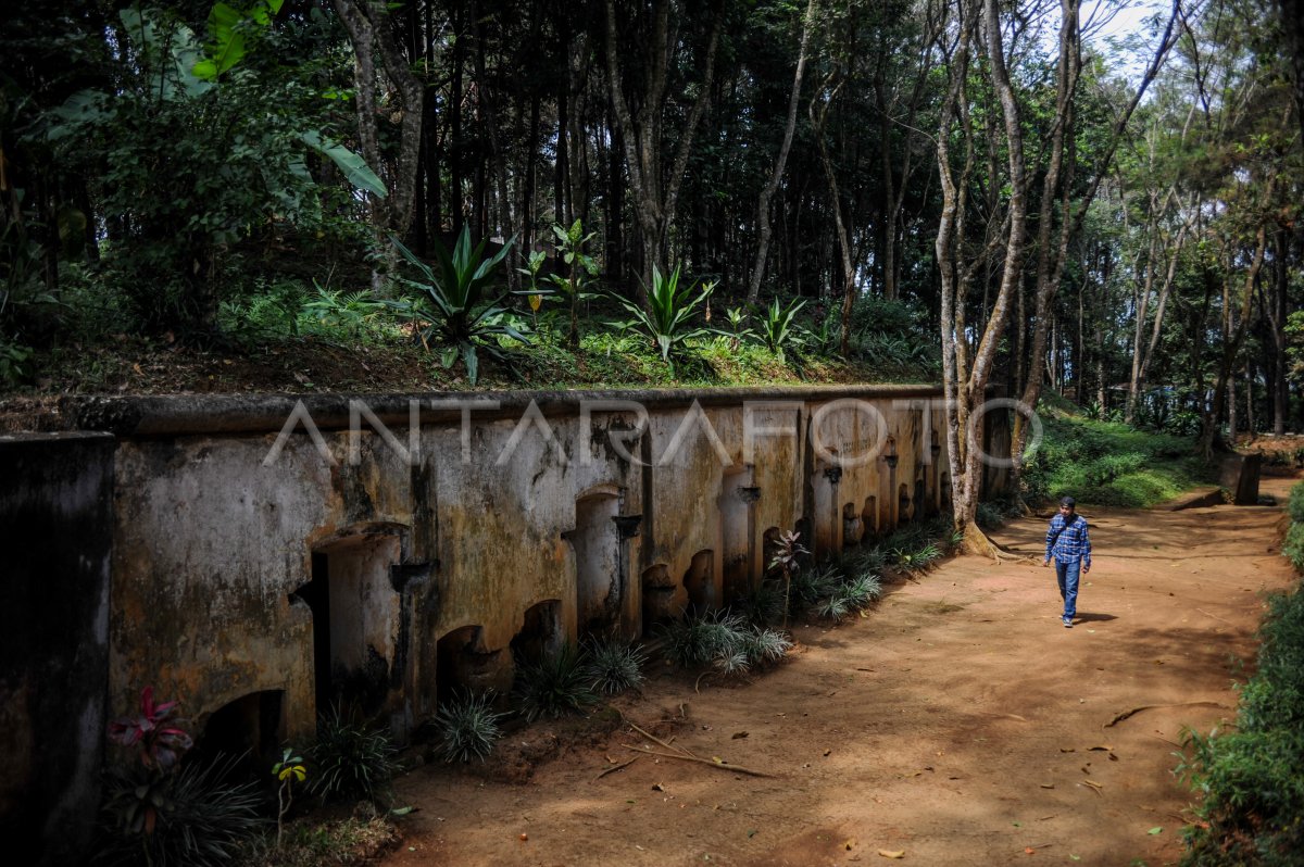 BENTENG PENINGGALAN ZAMAN KOLONIAL BELANDA DI SUMEDANG | ANTARA Foto