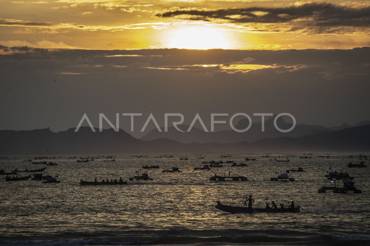 POTENSI WISATA PANTAI SELONG BELANAK DI NTB | ANTARA Foto POTENSI WISATA PANTAI SELONG BELANAK DI NTB | ANTARA Foto