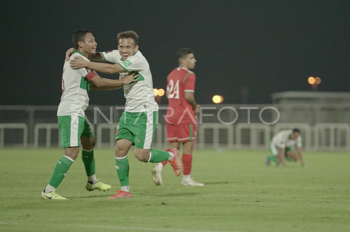 TIMNAS INDONESIA KALAH DARI OMAN | ANTARA Foto TIMNAS INDONESIA KALAH DARI OMAN | ANTARA Foto