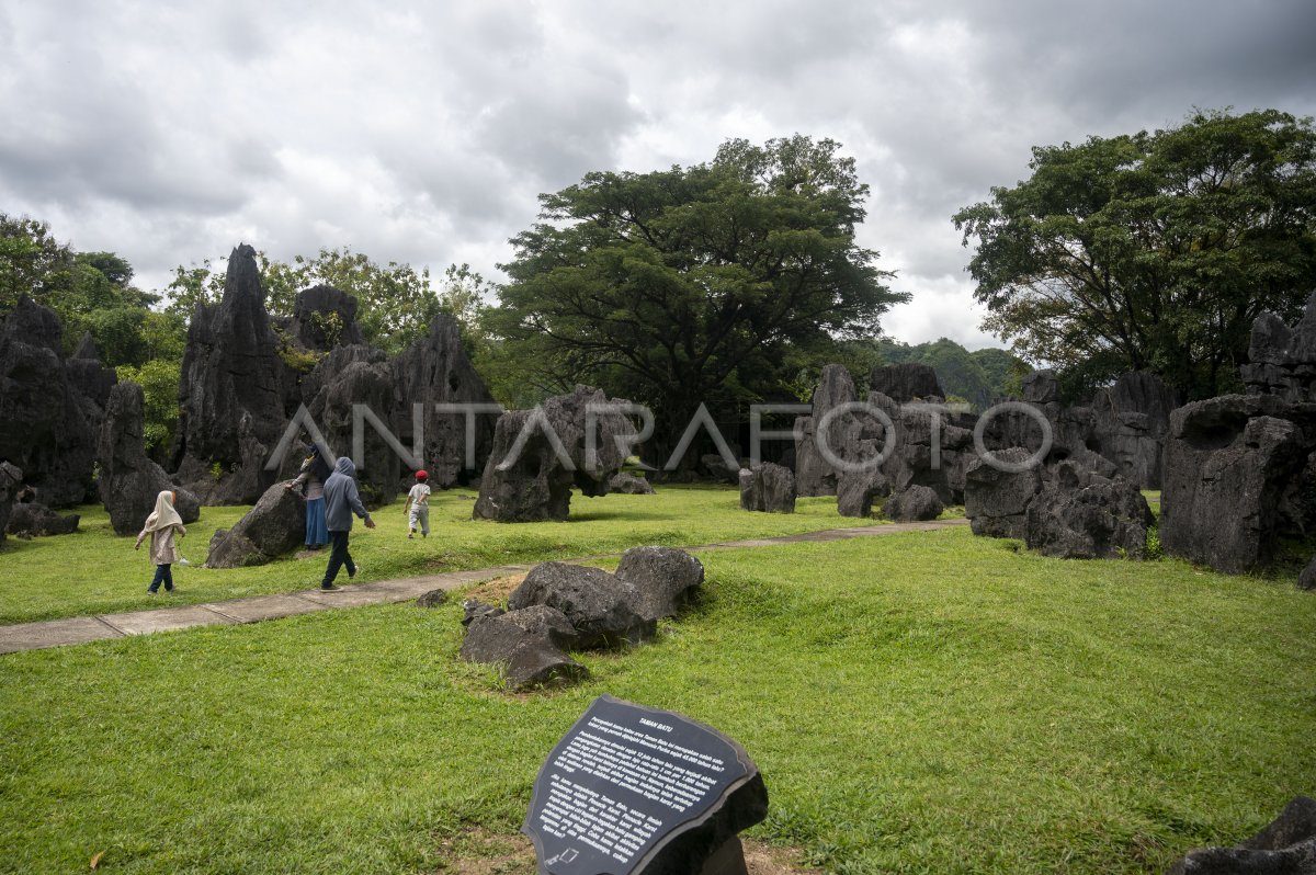DAMPAK PEMBEBASAN TES ANTIGEN BAGI KUNJUNGAN WISATA | ANTARA Foto DAMPAK PEMBEBASAN TES ANTIGEN BAGI KUNJUNGAN WISATA | ANTARA Foto