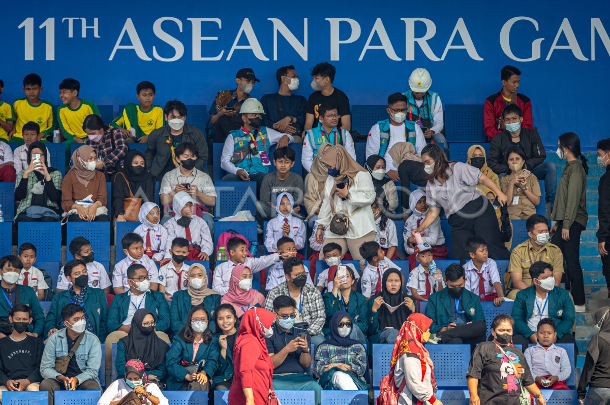 PEROLEHAN MEDALI TIM RENANG INDONESIA PADA APG 2022 | ANTARA Foto