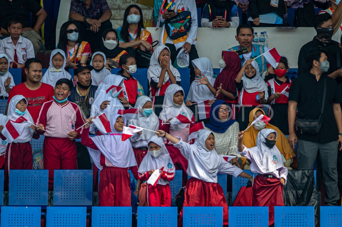 PEROLEHAN MEDALI INDONESIA PADA HARI KEDUA RENANG APG 2022 | ANTARA Foto