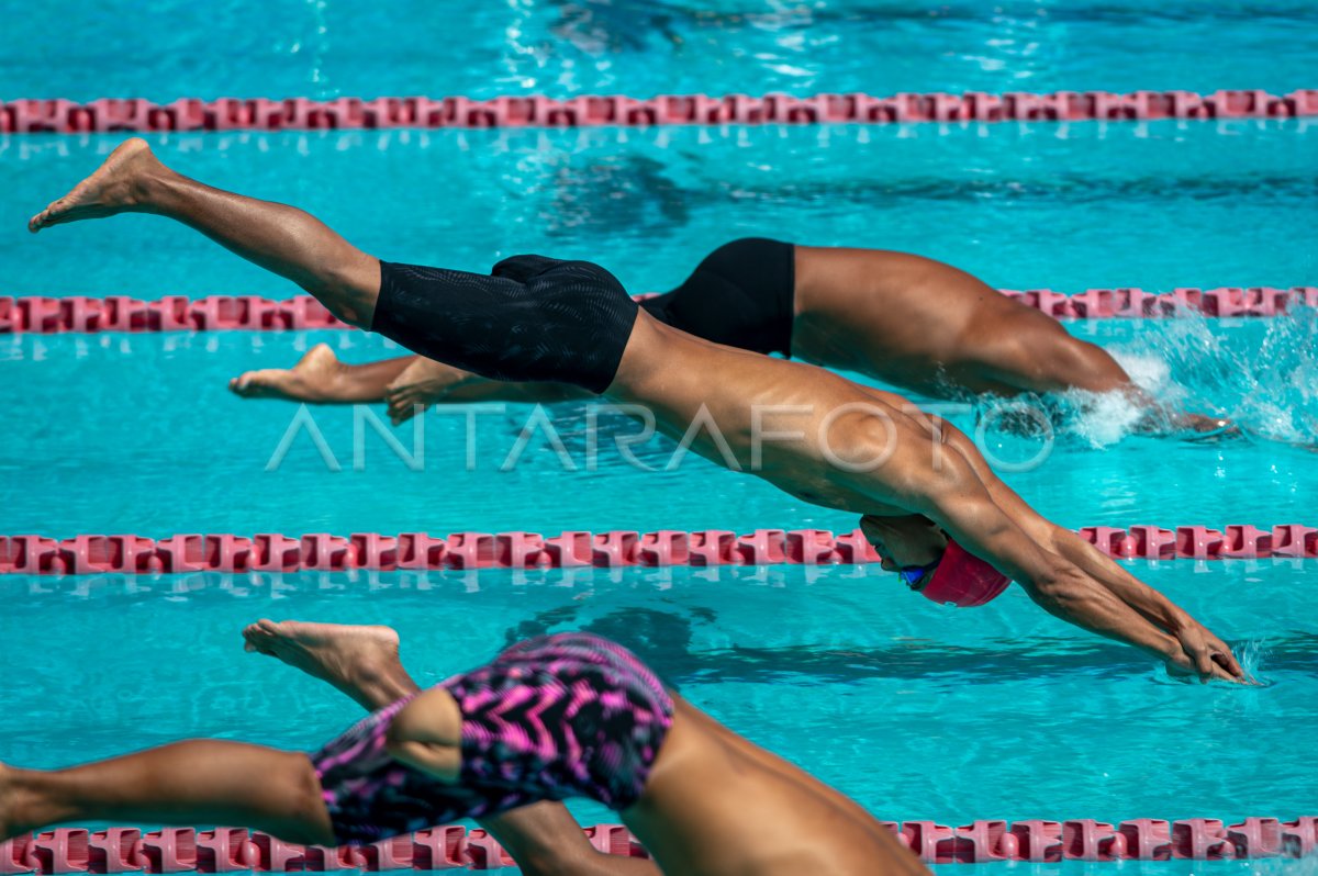 Medali Emas Renang Gaya Kupu Kupu 100 Meter Putra S9 Apg 2022 Antara Foto