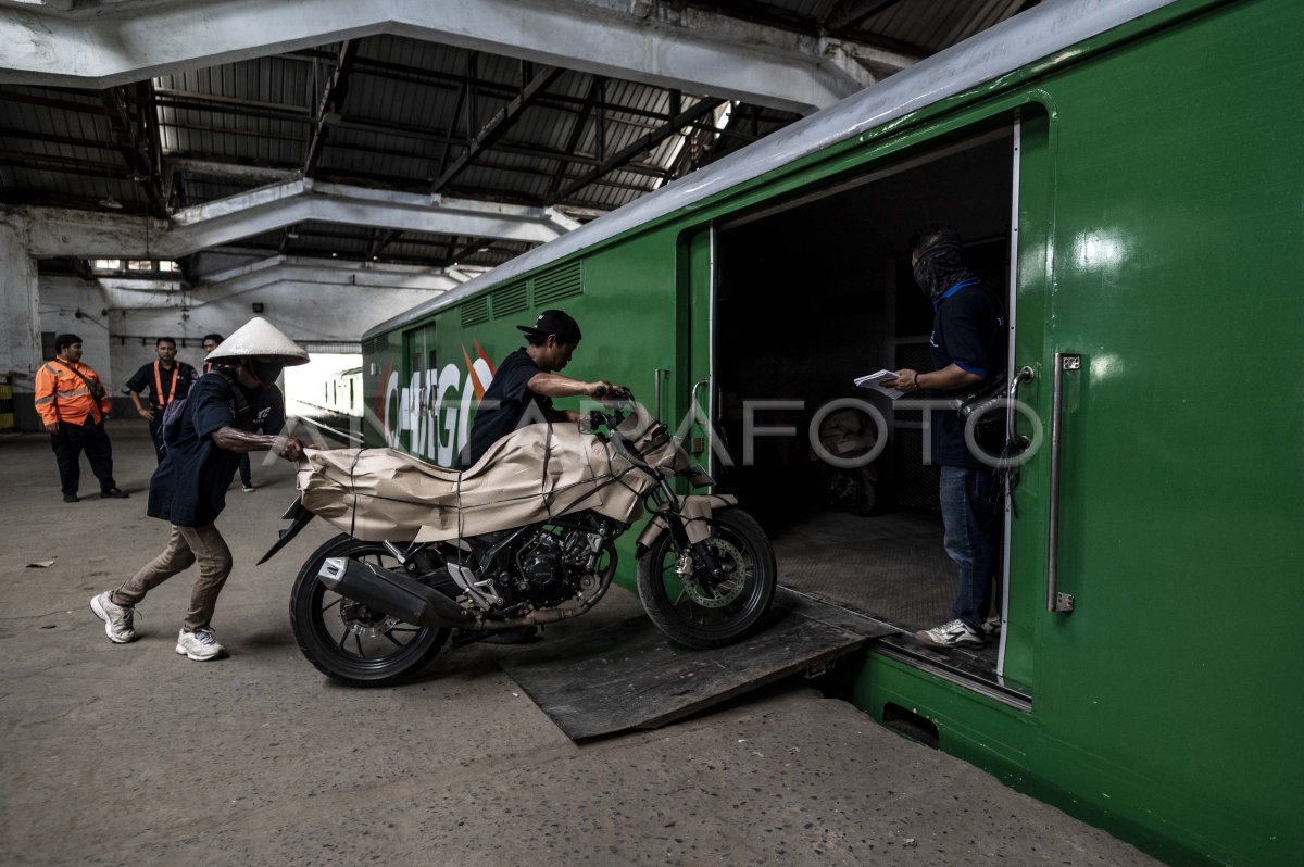ANGKUTAN MUDIK MOTOR GRATIS 2023 | ANTARA Foto