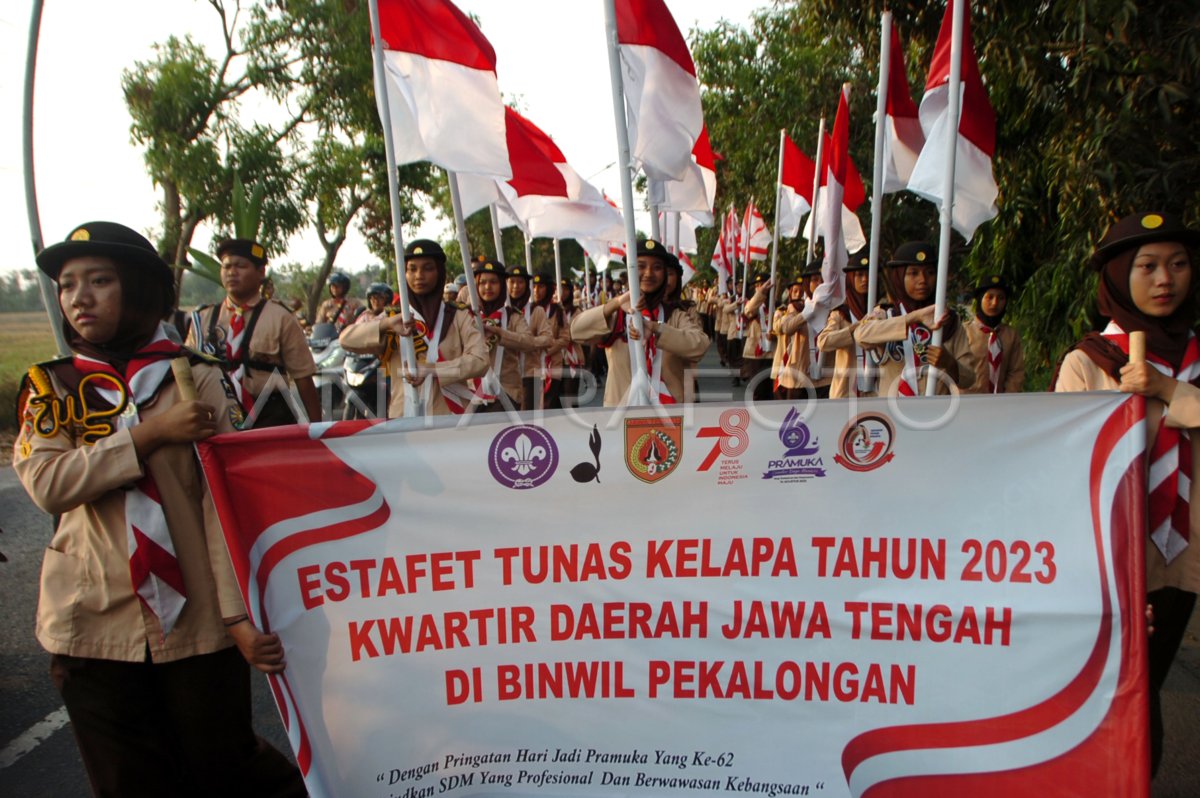 Estafet tunas kelapa di Tegal | ANTARA Foto Estafet tunas kelapa di Tegal | ANTARA Foto