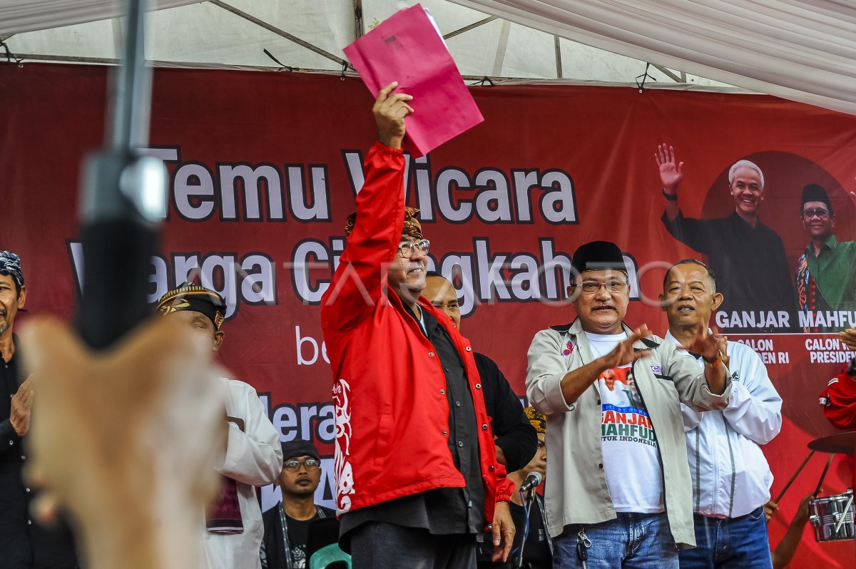 Deklarasi dan temu wicara TPN Ganjar-Mahfud di Lebak | ANTARA Foto Deklarasi dan temu wicara TPN Ganjar-Mahfud di Lebak | ANTARA Foto