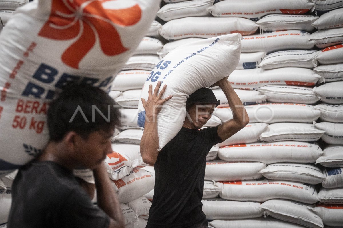 Inflasi Januari 2024 | ANTARA Foto