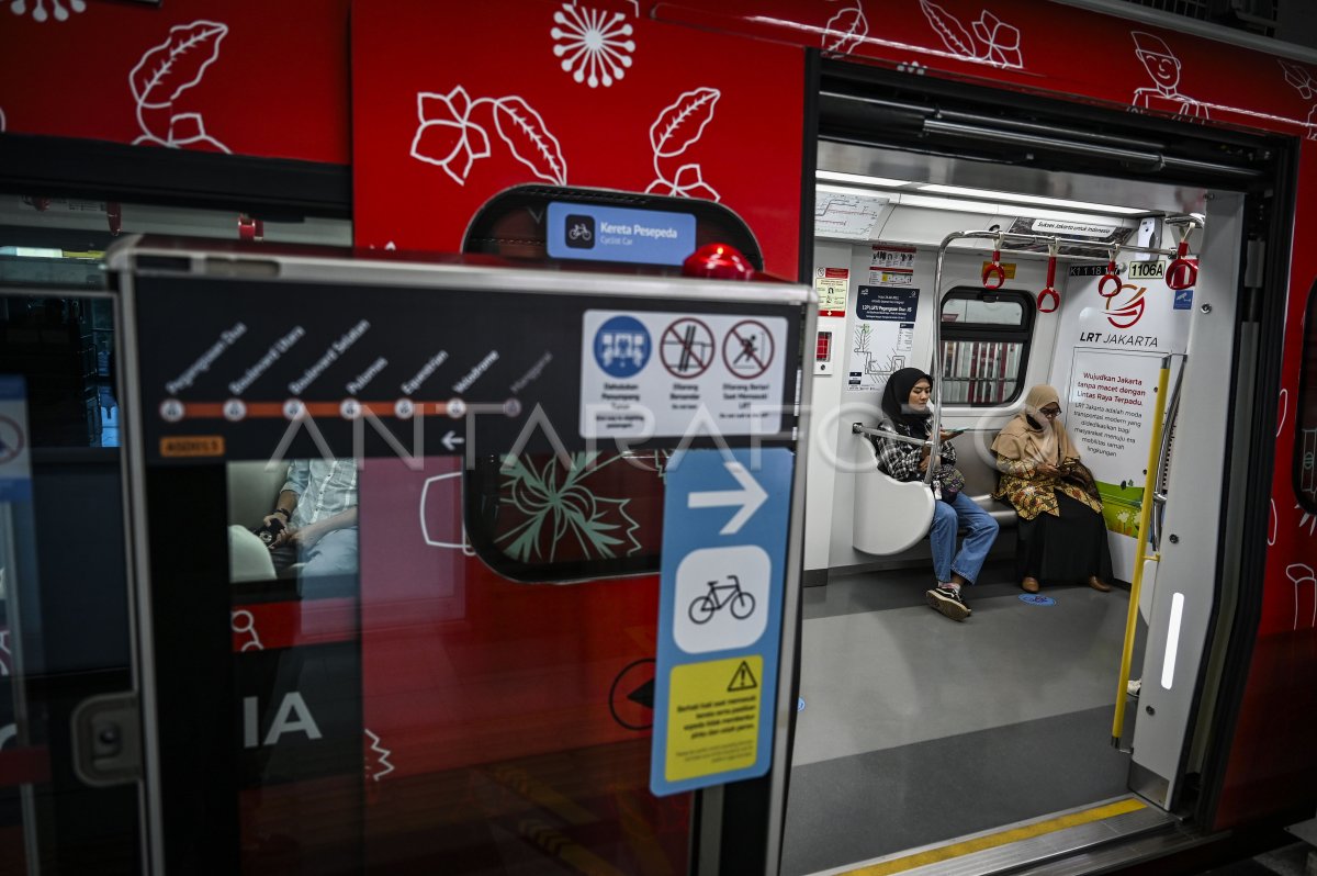 Target jumlah penumpang LRT Jakarta 2024 | ANTARA Foto Target jumlah penumpang LRT Jakarta 2024 | ANTARA Foto