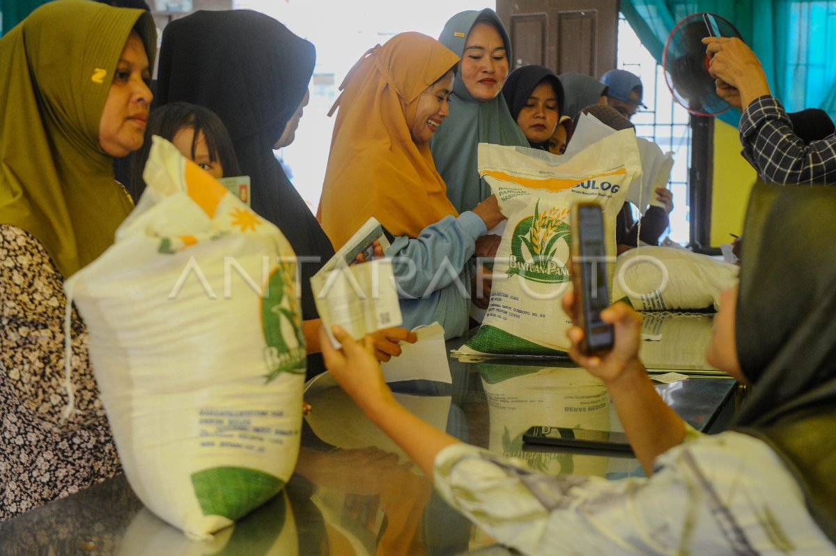 Target distribusi beras SPHP hingga hari raya | ANTARA Foto Target distribusi beras SPHP hingga hari raya | ANTARA Foto