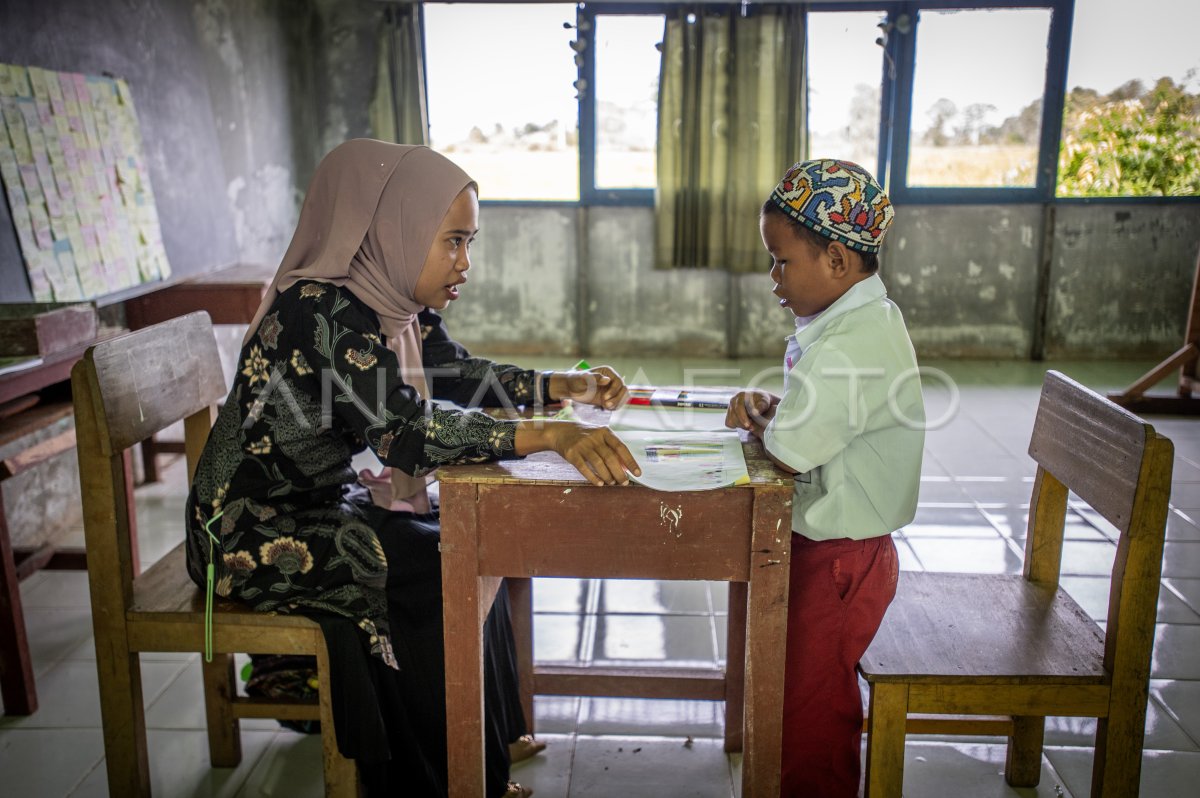 SD Negeri kekurangan siswa di Kalsel | ANTARA Foto