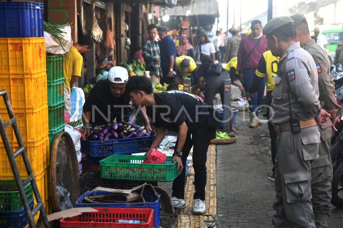 Penertiban PKL di Kota Bogor | ANTARA Foto