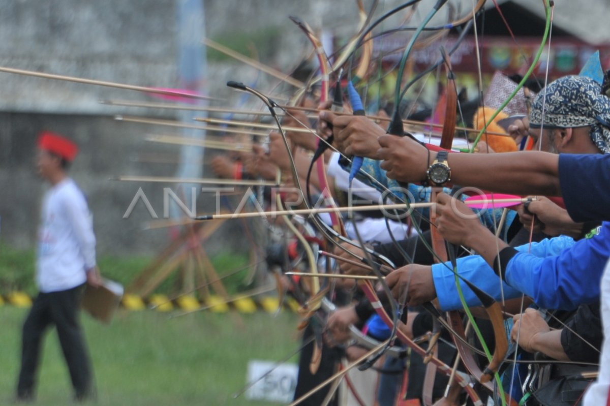 TURNAMEN NASIONAL PANAHAN TRADISIONAL | ANTARA Foto