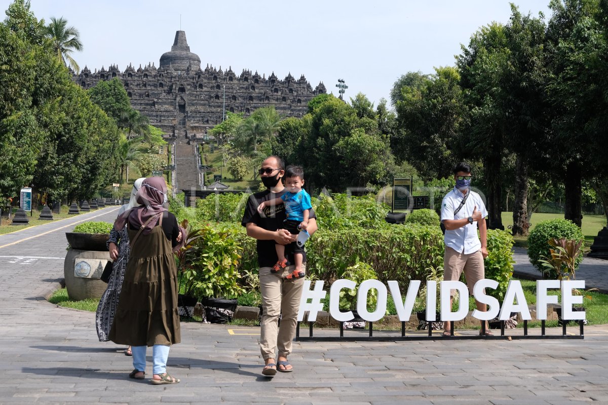 WISATA CANDI BOROBUDUR DIBUKA UNTUK UMUM | ANTARA Foto