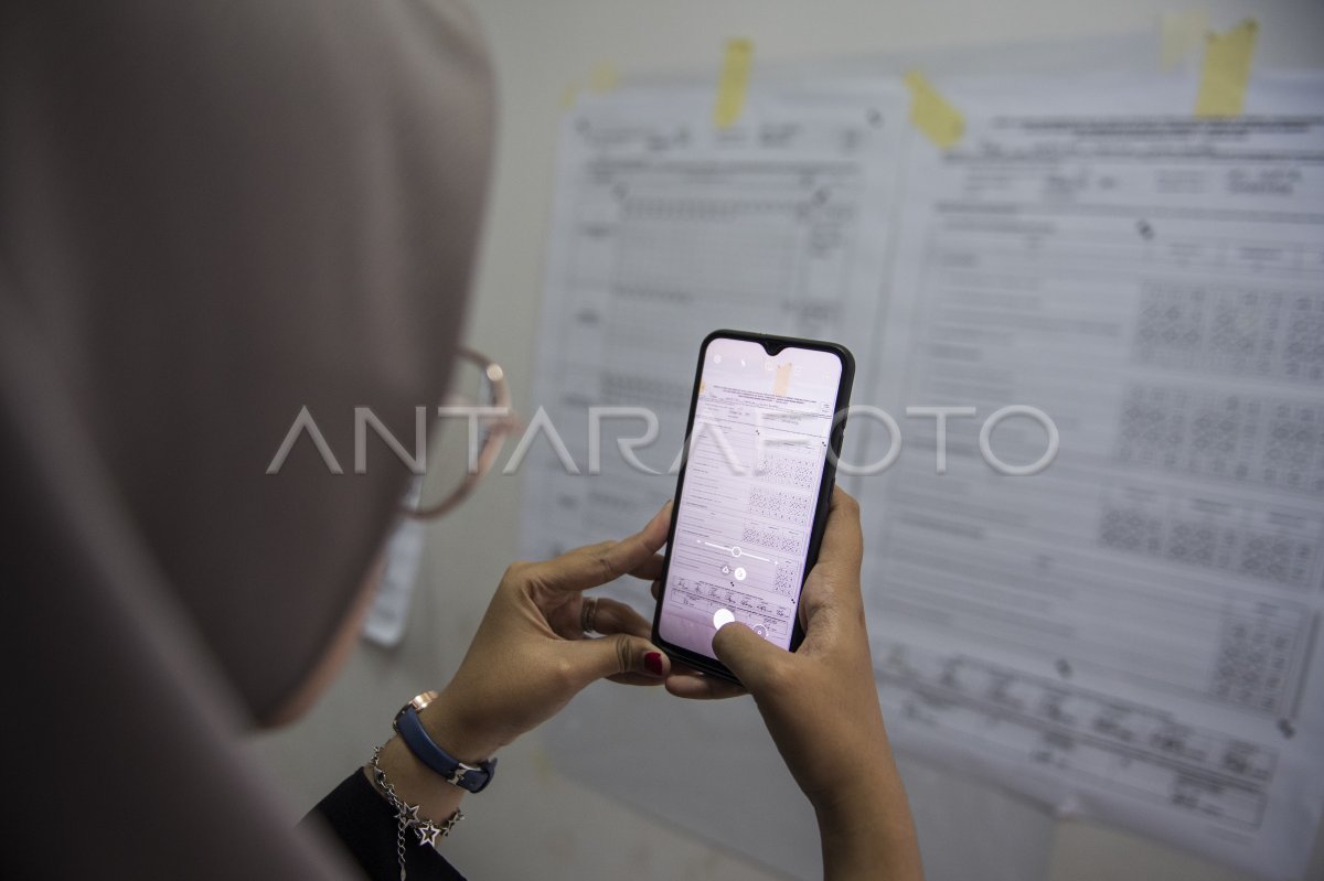 UJI COBA SIREKAP | ANTARA Foto