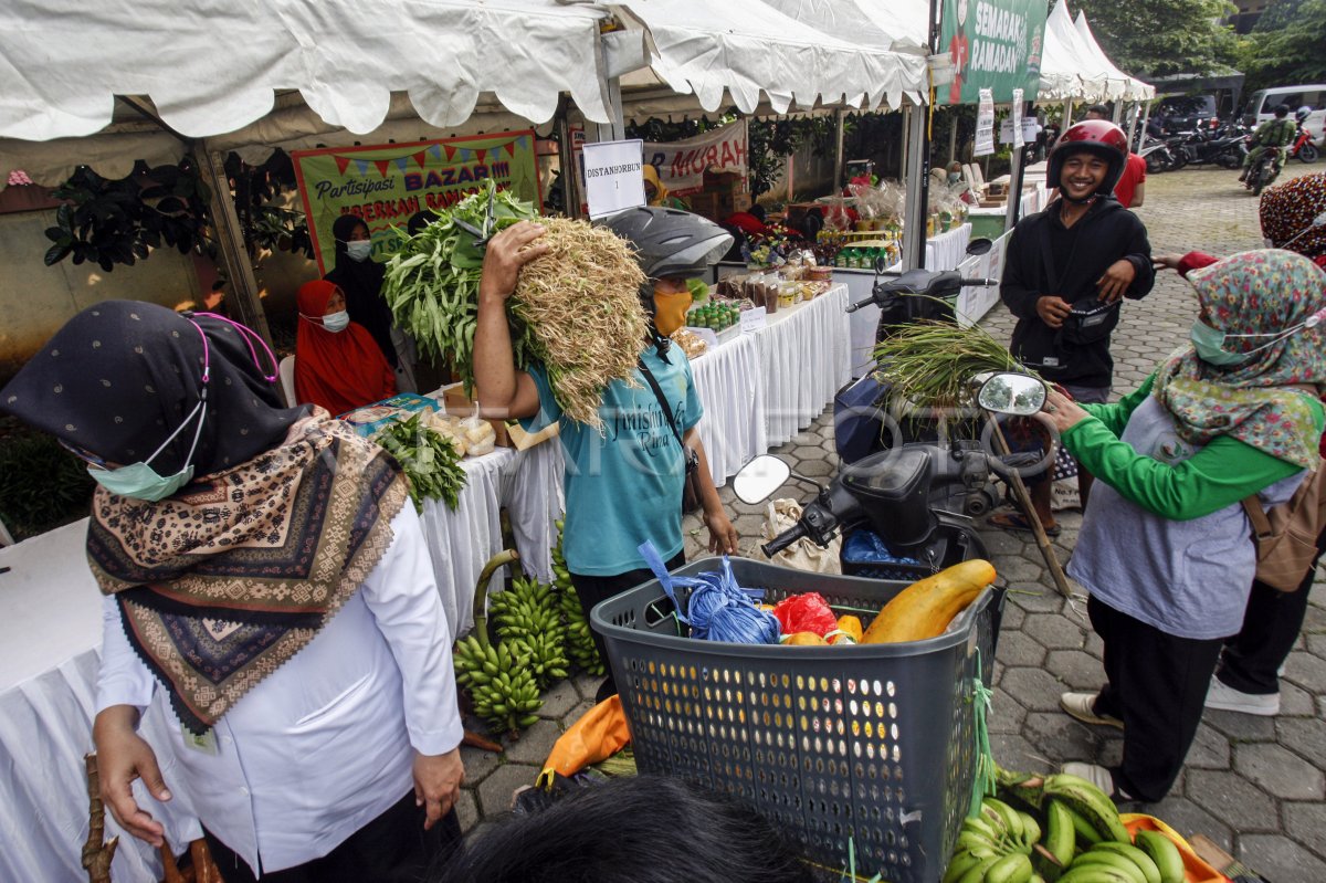 BAZAR RAMADHAN PRODUK UMKM | ANTARA Foto