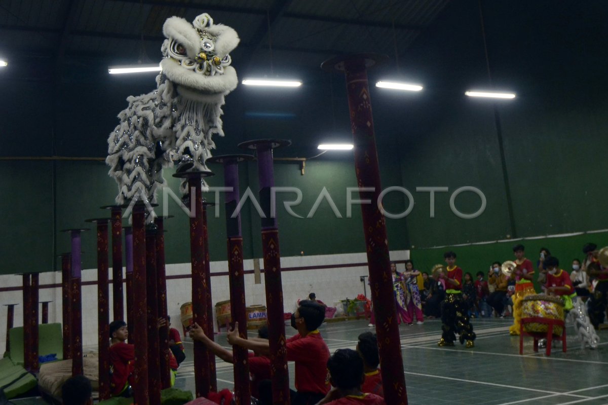 LATIHAN TIM BARONGSAI JELANG IMLEK DI LAMPUNG | ANTARA Foto LATIHAN TIM BARONGSAI JELANG IMLEK DI LAMPUNG | ANTARA Foto