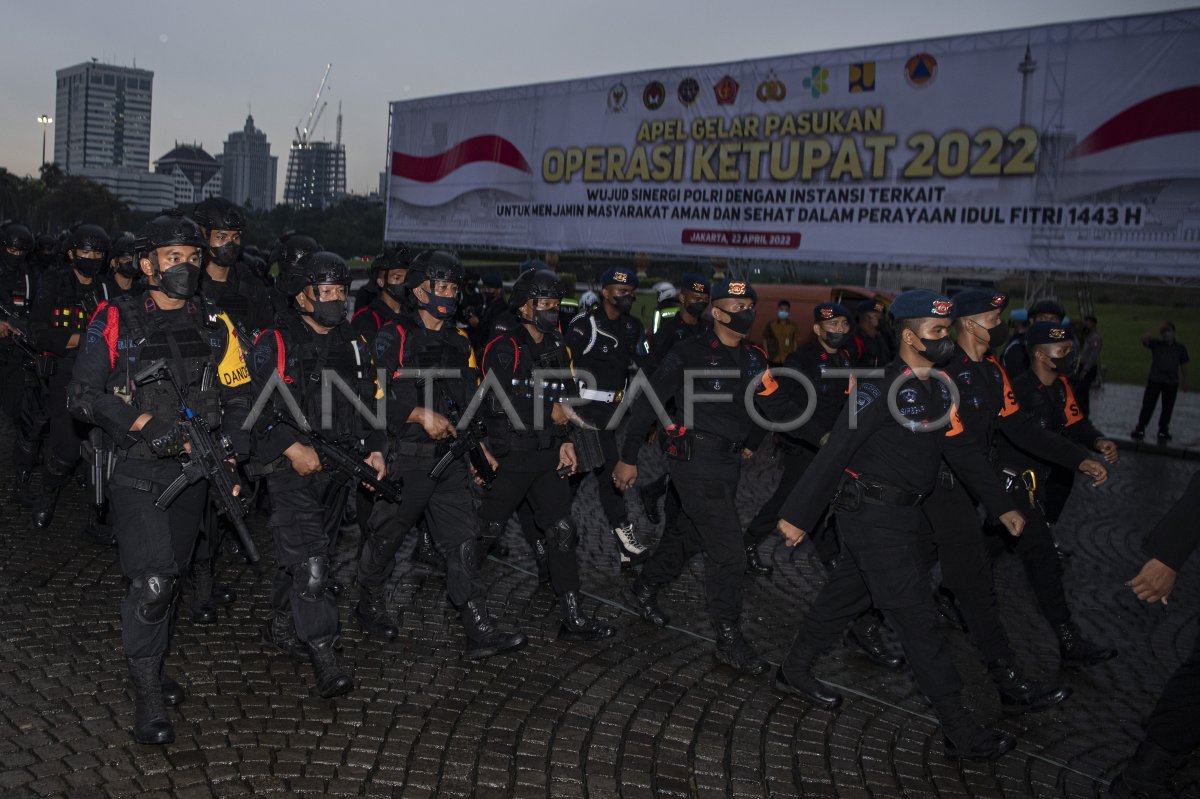 APEL GELAR PASUKAN OPERASI KETUPAT 2022 | ANTARA Foto