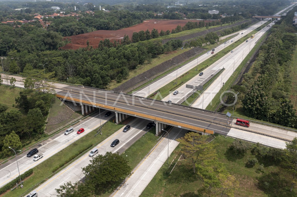 PUNCAK ARUS MUDIK LEBARAN 2022 | ANTARA Foto
