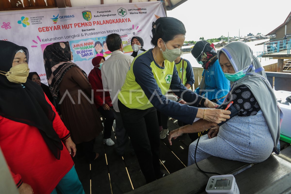 LAYANAN KESEHATAN GRATIS DI PALANGKA RAYA | ANTARA Foto