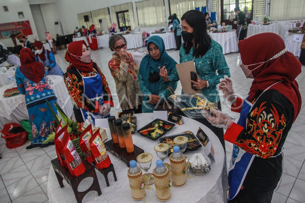 LOMBA KREASI PANGAN LOKAL KHAS KALTENG | ANTARA Foto LOMBA KREASI PANGAN LOKAL KHAS KALTENG | ANTARA Foto