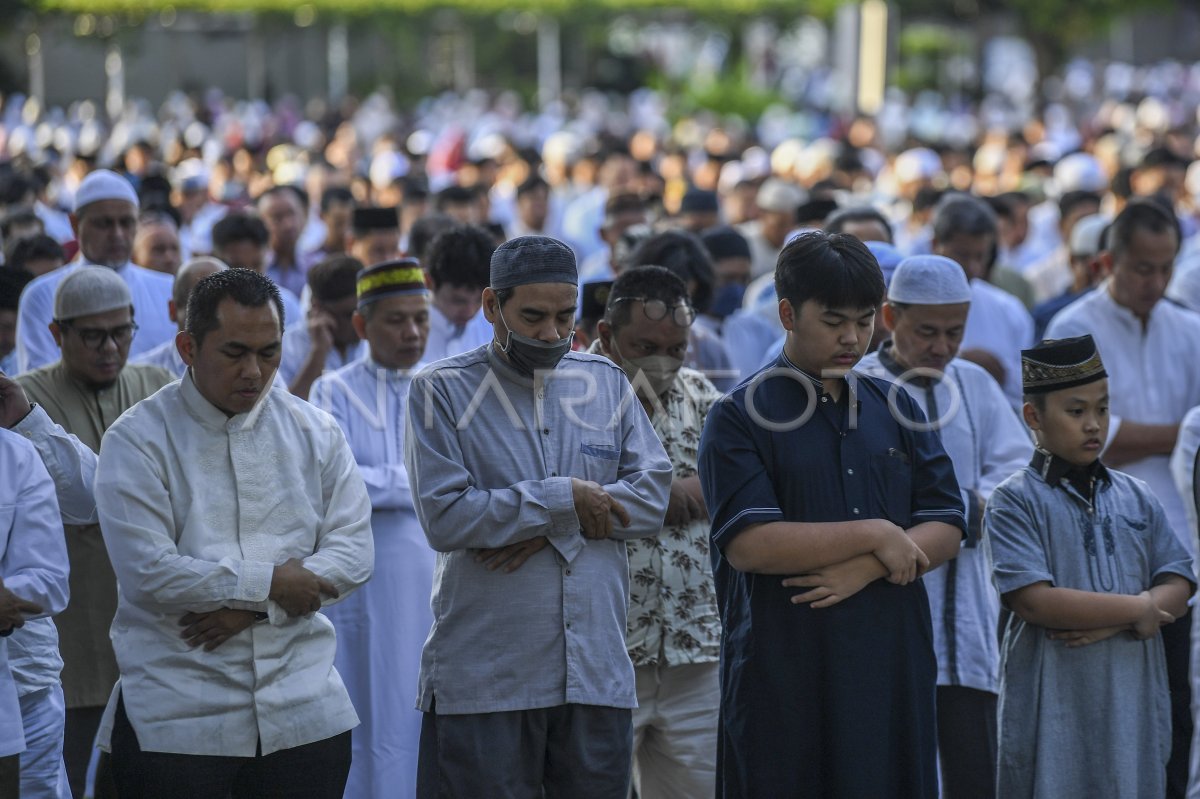 Shalat Idul Adha Di Masjid Agung Al Azhar Jakarta Antara Foto