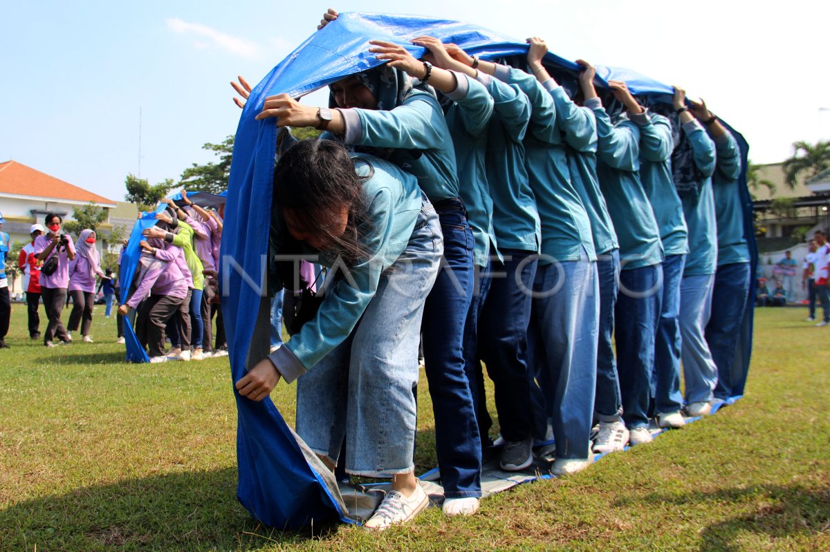 Lomba jelang HUT Kemerdekaan RI di Jombang | ANTARA Foto Lomba jelang HUT Kemerdekaan RI di Jombang | ANTARA Foto