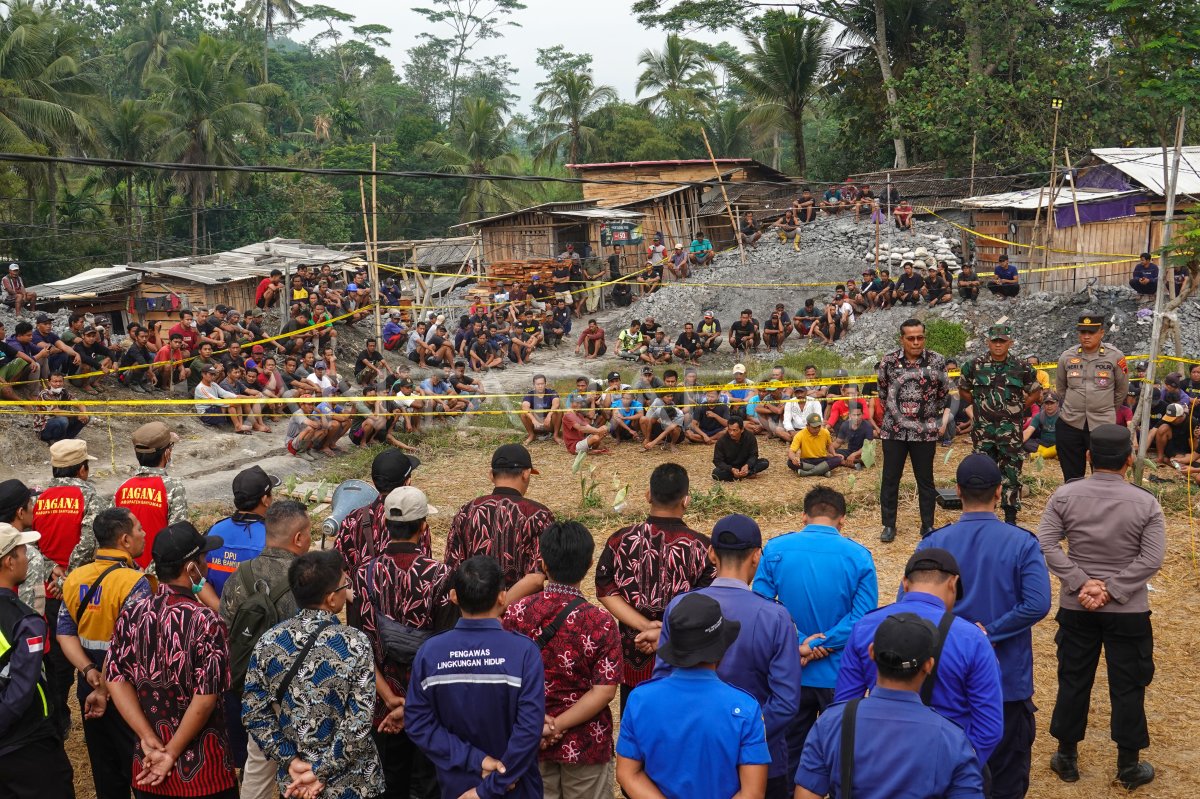 Bupati tutup tambang emas ilegal di Banyumas | ANTARA Foto