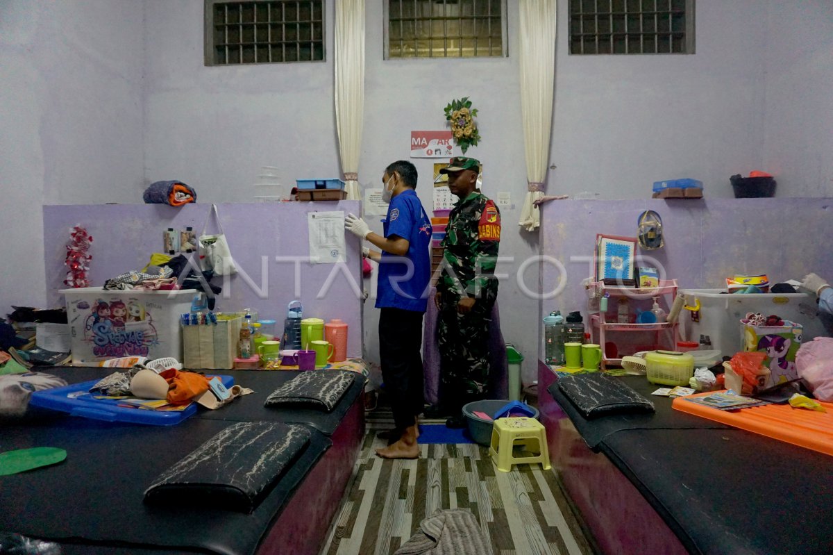 Razia Lapas Perempuan Gorontalo | ANTARA Foto Razia Lapas Perempuan Gorontalo | ANTARA Foto
