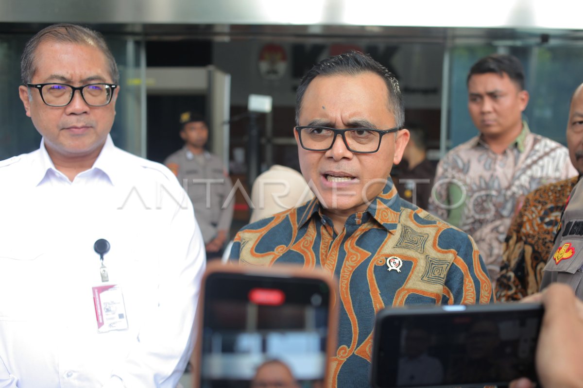 Peluncuran Nilai-Nilai Dasar ASN Berakhlak | ANTARA Foto Peluncuran Nilai-Nilai Dasar ASN Berakhlak | ANTARA Foto