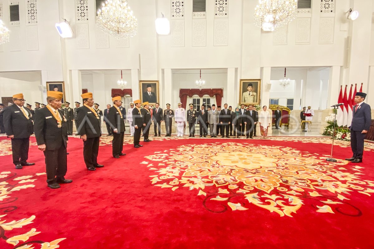 Pelantikan Dewan Pimpinan Pusat LVRI | ANTARA Foto Pelantikan Dewan Pimpinan Pusat LVRI | ANTARA Foto