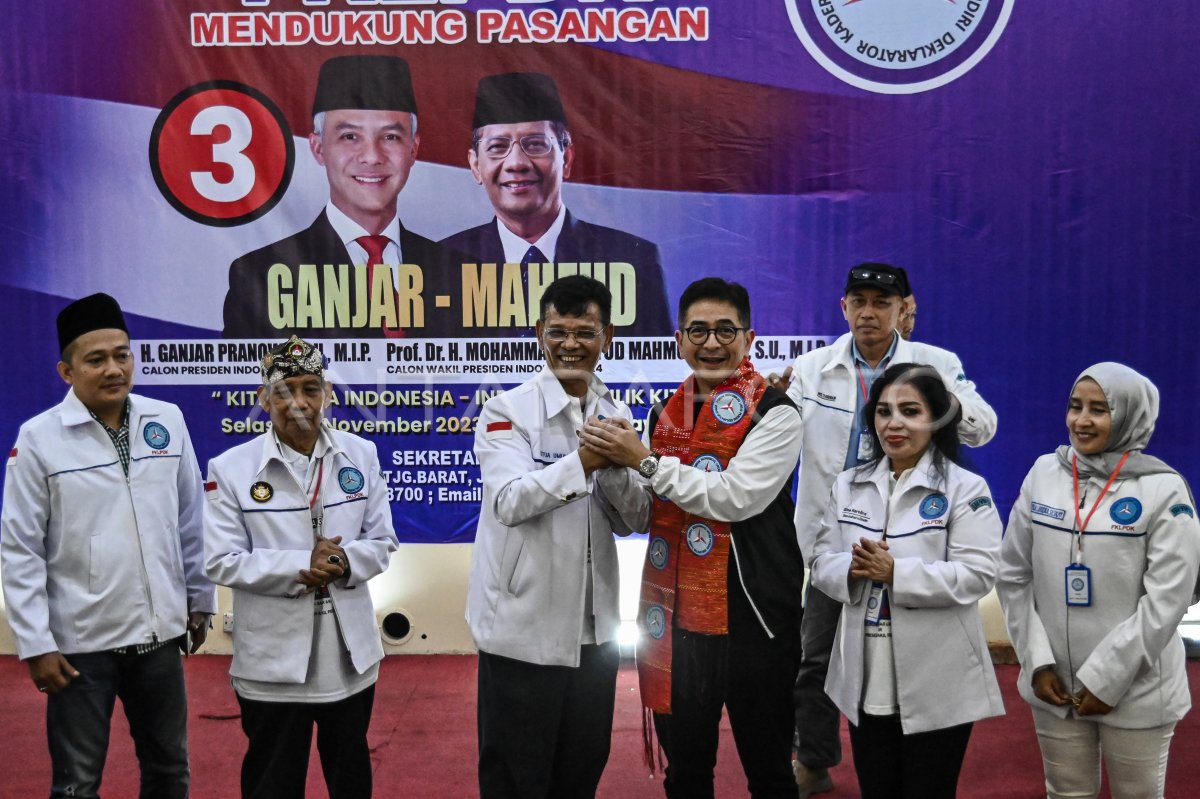 Deklarasi Ormas FKPLDK dukung Ganjar-Mahfud | ANTARA Foto Deklarasi Ormas FKPLDK dukung Ganjar-Mahfud | ANTARA Foto