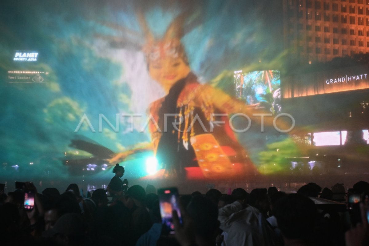 Perayaan Tahun Baru di Bundaran HI Jakarta | ANTARA Foto