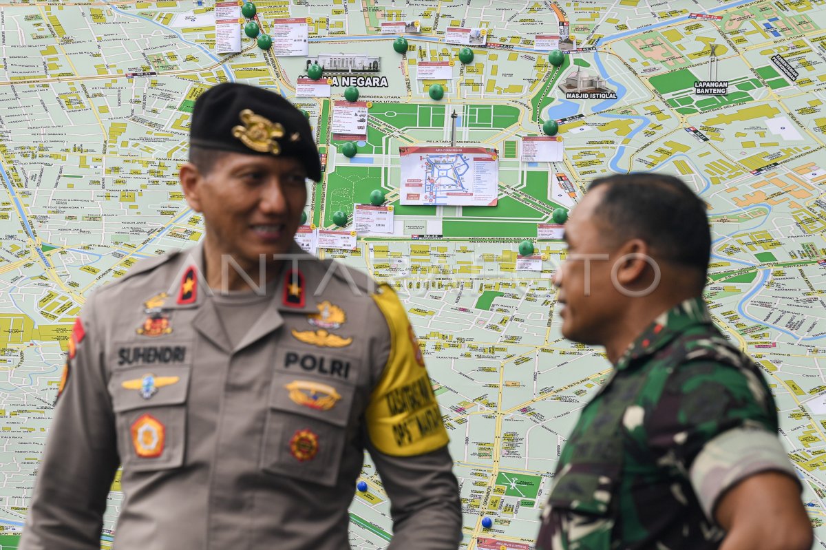 Apel pengamanan pasukan Pemilu 2024 di Jakarta | ANTARA Foto Apel pengamanan pasukan Pemilu 2024 di Jakarta | ANTARA Foto