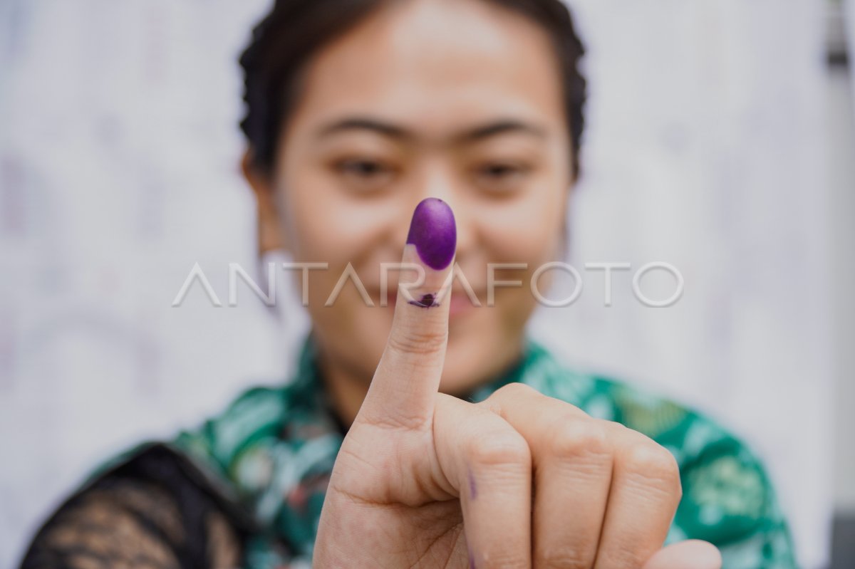 Suku Tengger ikuti Pemilu 2024 | ANTARA Foto Suku Tengger ikuti Pemilu 2024 | ANTARA Foto