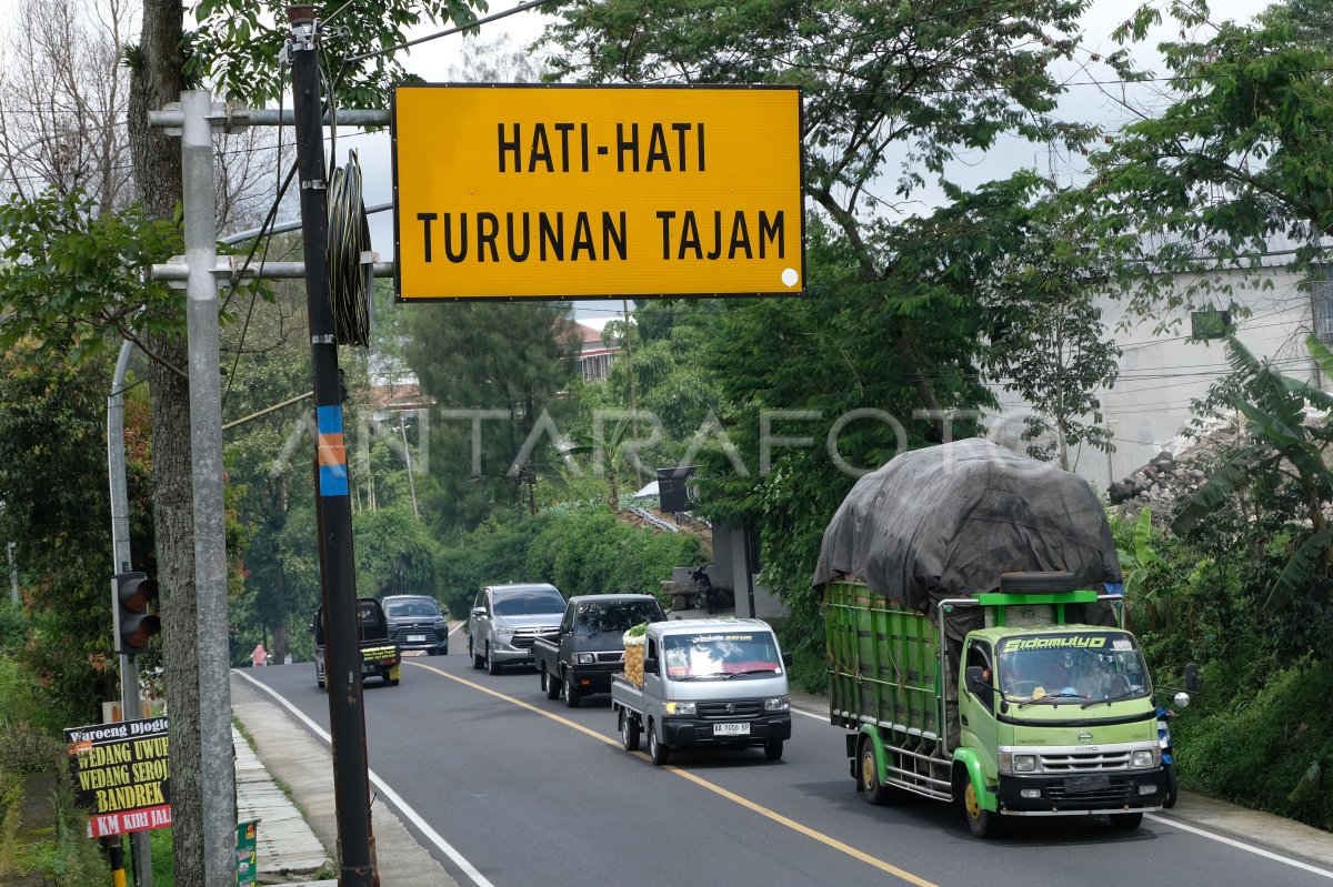 Jalur rawan kecelakaan di Wonoisobo | ANTARA Foto Jalur rawan kecelakaan di Wonoisobo | ANTARA Foto